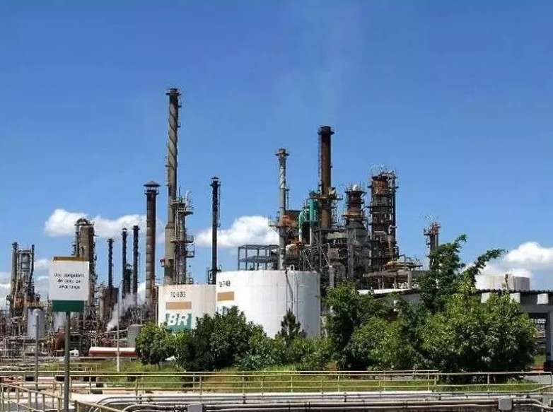 Sindipetro/MG cobra a reprimeirização de setores da Regap - Sindipetro MG