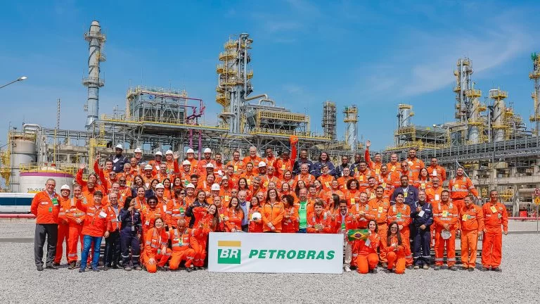 Mais um passo para a reconstrução do Sistema Petrobrás: maior UPGN do ...